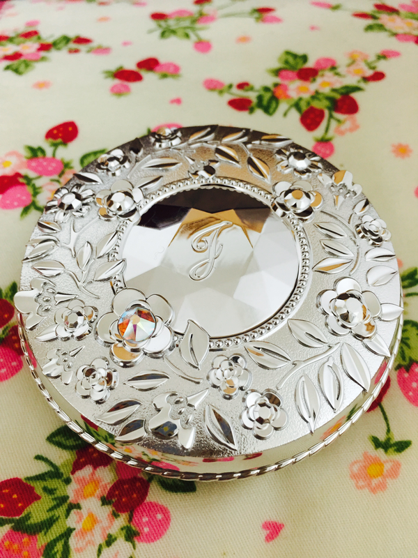 Yes!Morning: 今日はホワイトデ～！！ということで女性がもらって嬉しいプレゼントをご用意しました～♪